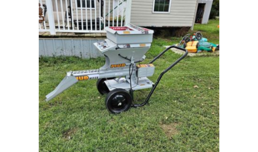 Pouring an Affordable Concrete Patio with Mudmixer